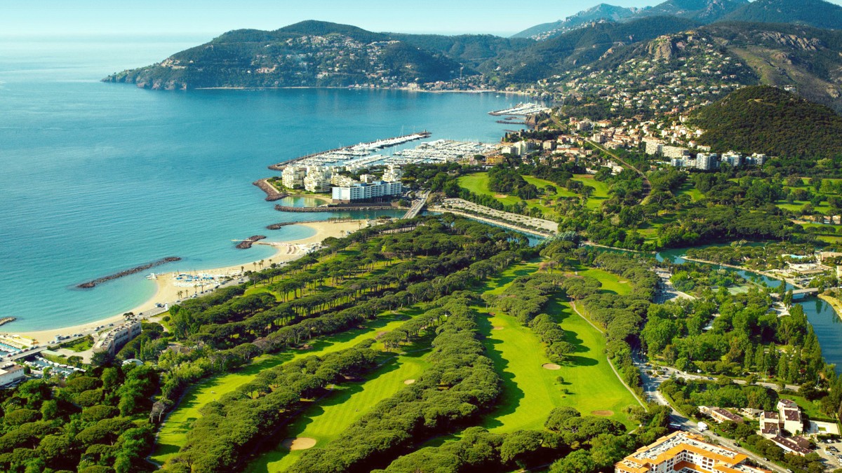 Best Time to Visit Cannes. Weather, Seasons, Climate - MileHacker