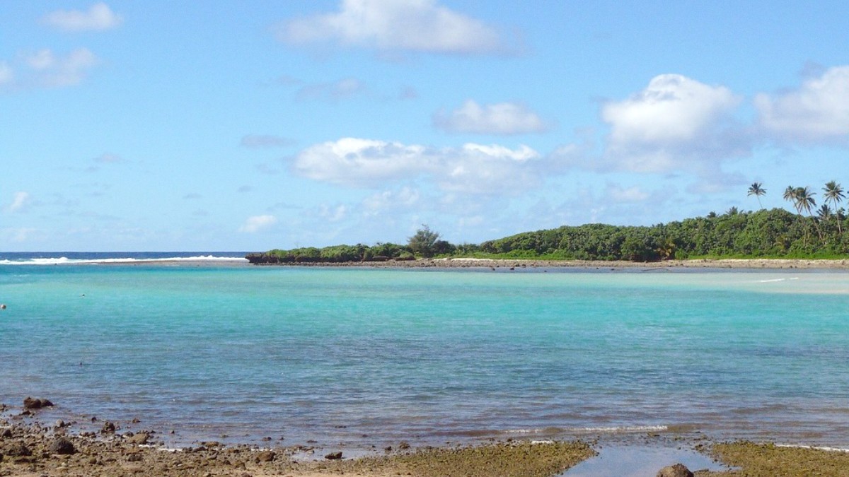 Getting Around Rarotonga. Public Transport, Taxis, Car Rental