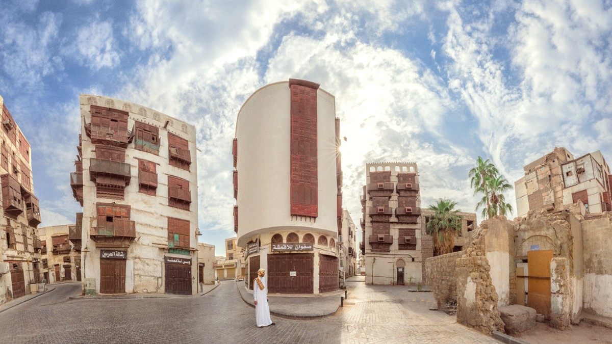 Jeddah Travel Guide - MileHacker
