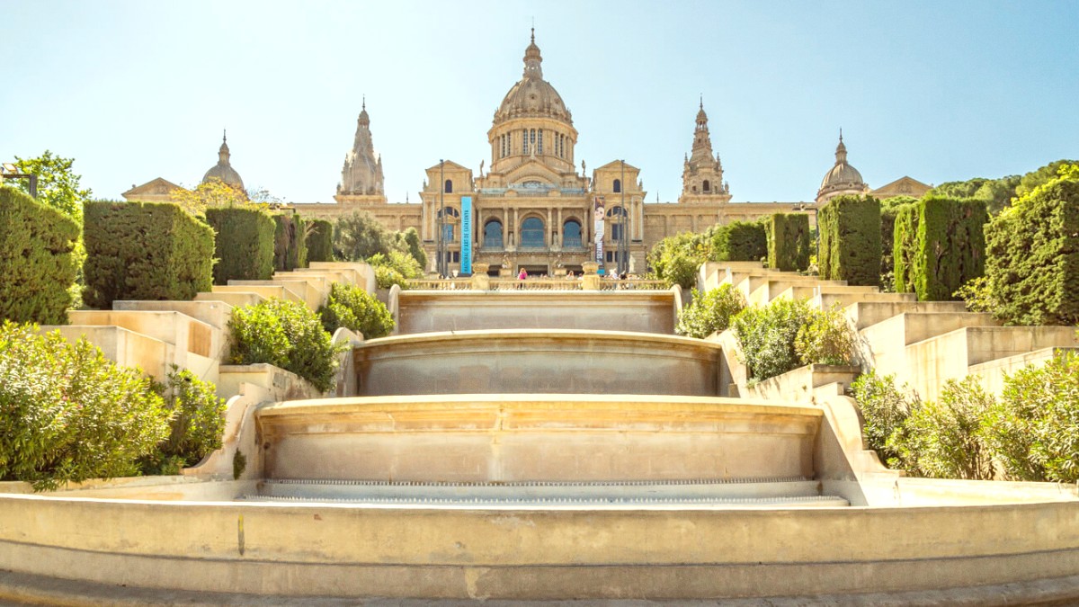 Famous Landmarks in Barcelona. Attractions, Monuments, Sightseeing