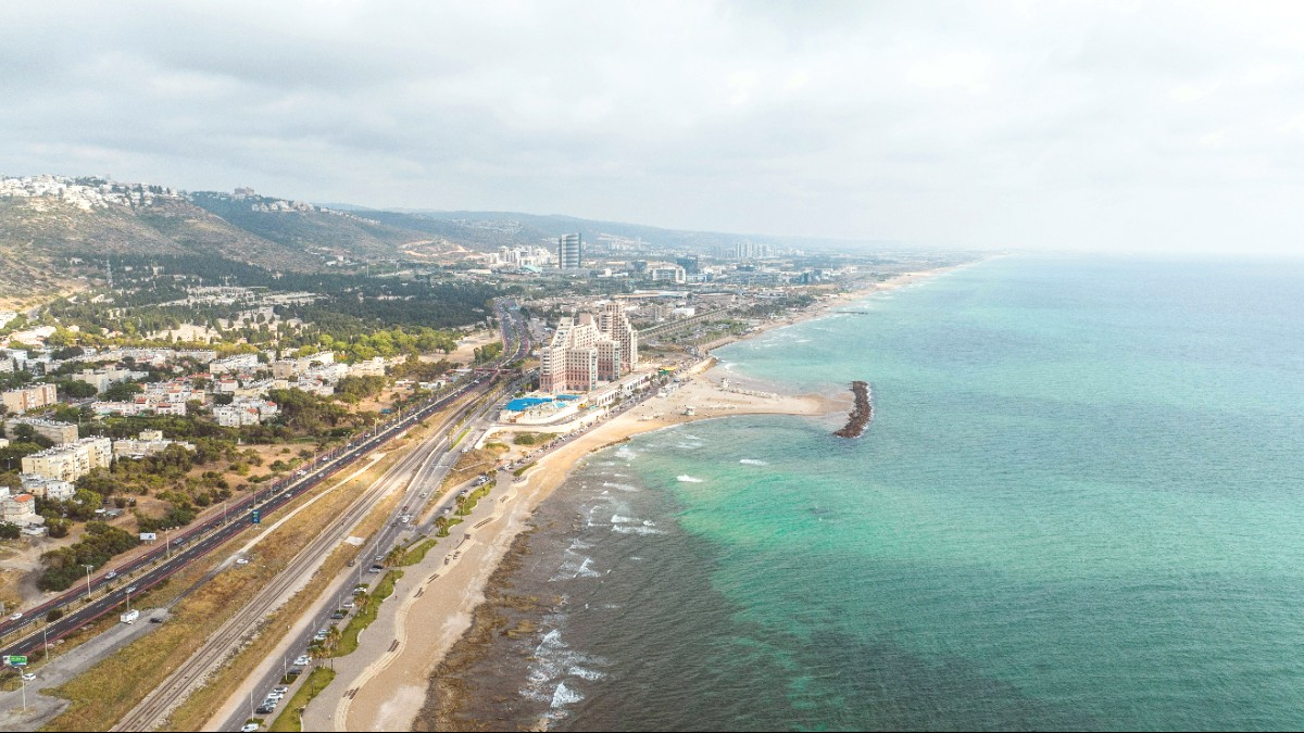 Haifa District Travel Guides - MileHacker