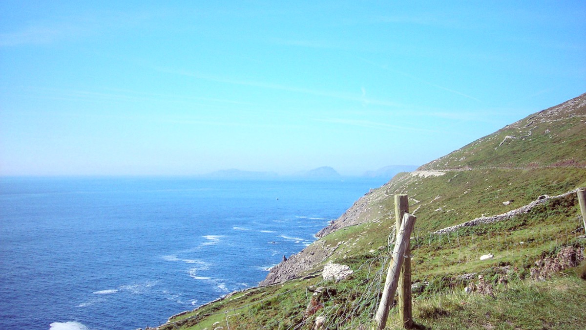 Dingle Peninsula Travel Guide - MileHacker