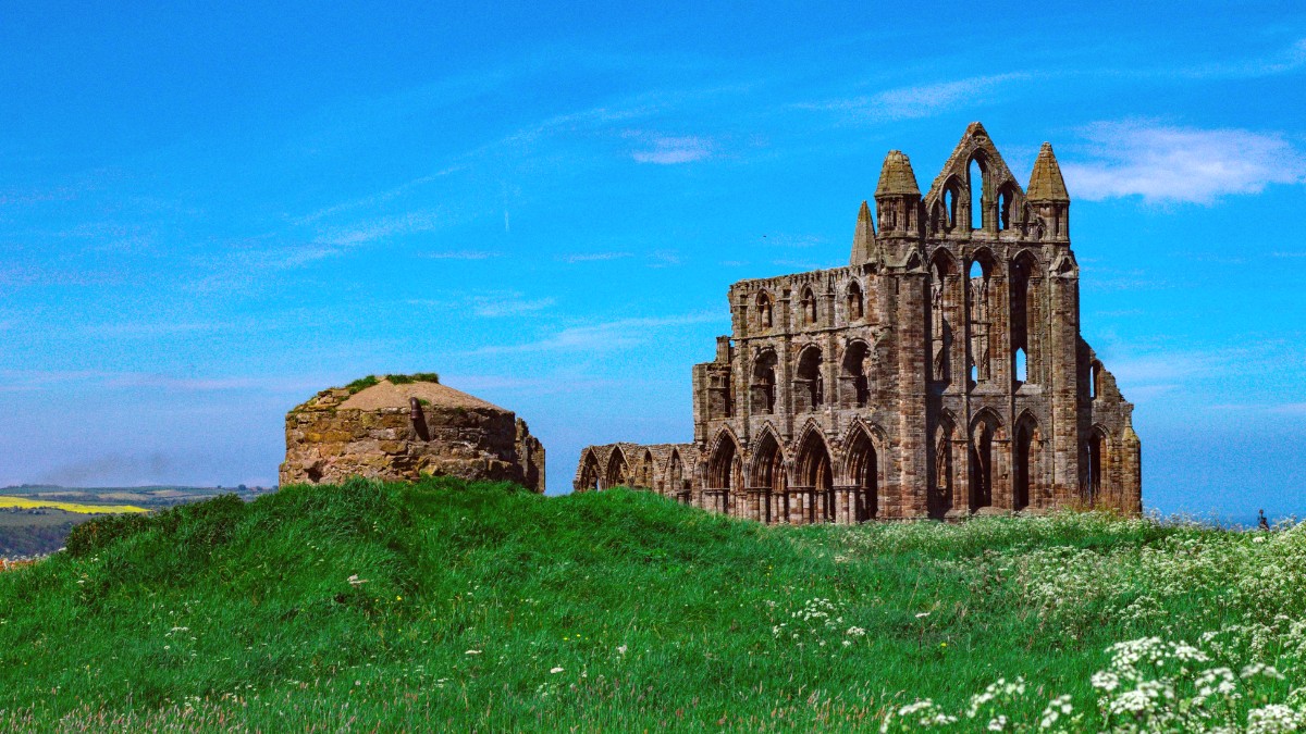 Getting Around Whitby. Public Transport, Taxis, Car Rental