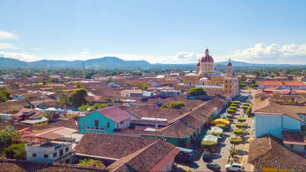 Getting Around Managua. Public Transport, Taxis, Car Rental