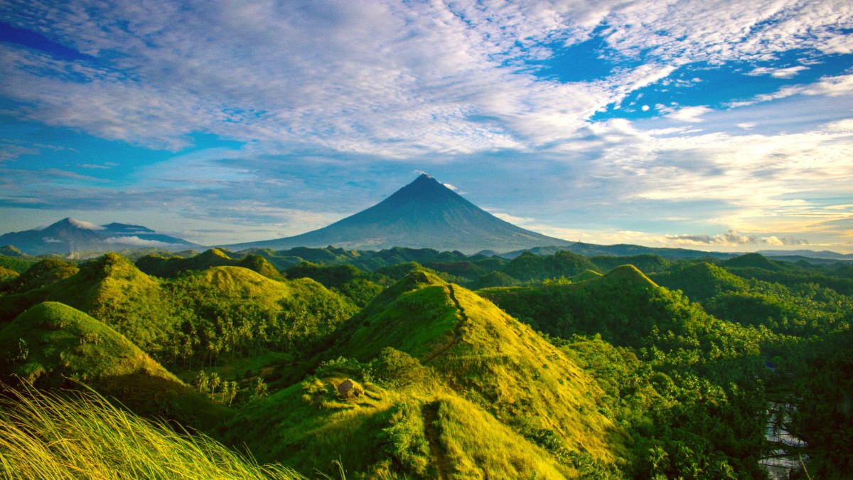 What to Pack for Bicol. Clothes, Accessories, Essentials